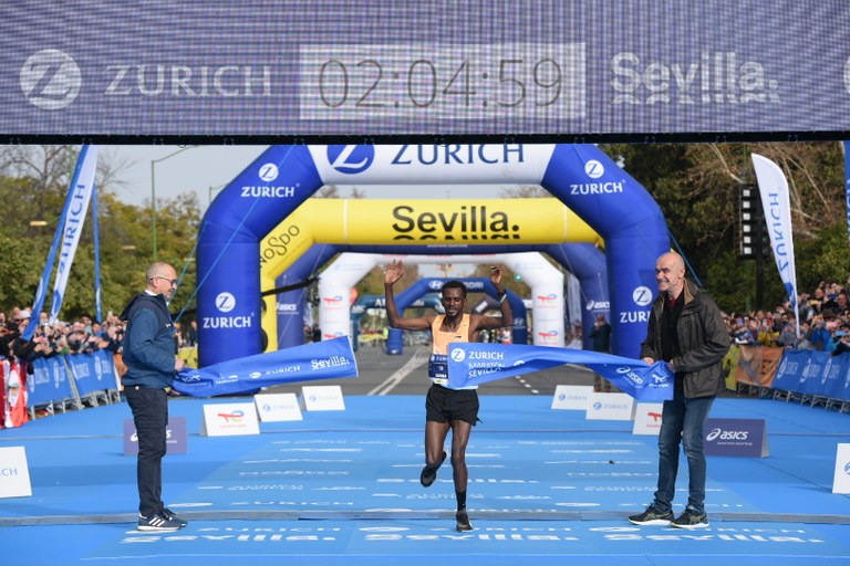 Chelal y Shumie se imponen en el Zurich Maratón 2023 con mejor marca ...