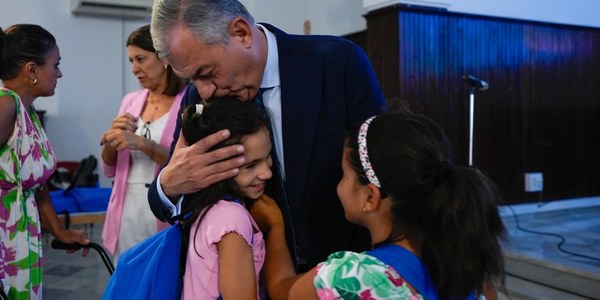 El Ayuntamiento abre el plazo para solicitar las mochilas y el material ...
